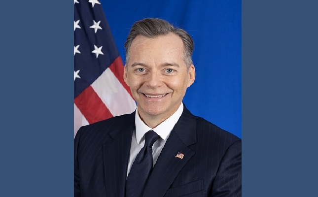 SKNVibes | Ambassador Roger F. Nyhus Arrives in Barbados