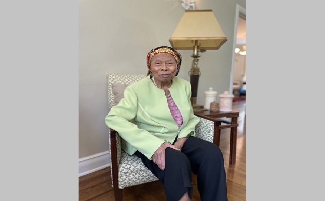 SKNVibes | UWI’s first female graduate from Antigua and Barbuda to ...