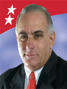 SKNVibes | We’re catching him!