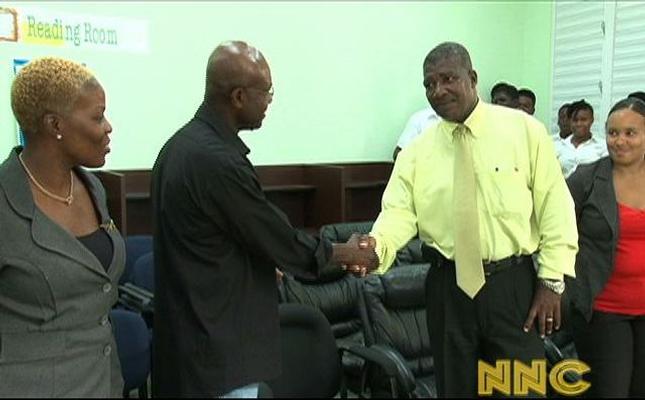 SKNVibes | Florida based Nevis Association donates to Department of ...
